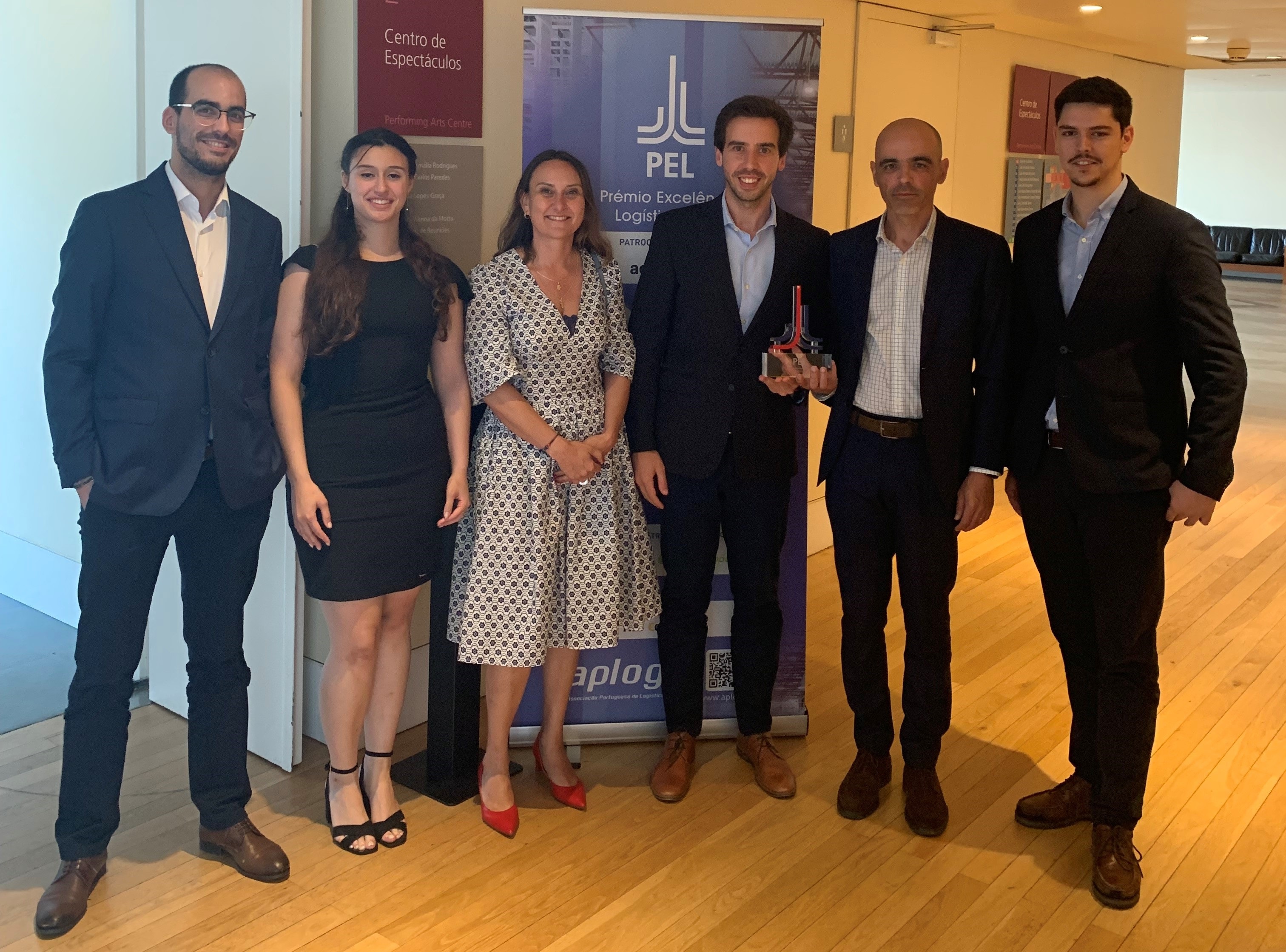 Membros da equipa vencedora